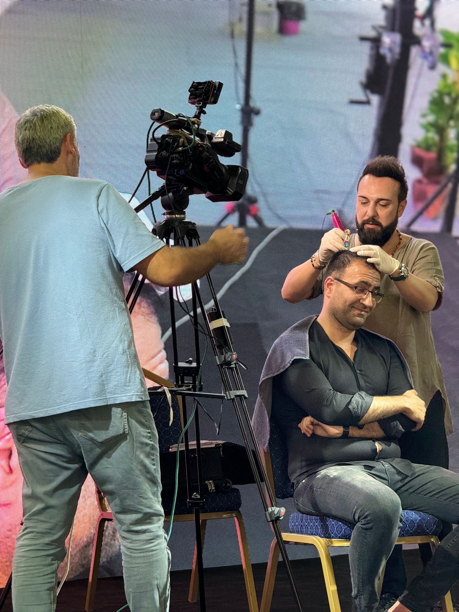 Güzellik uzmanı Eray, fuarda deneyimlerini paylaştı | Batman Manşet ...